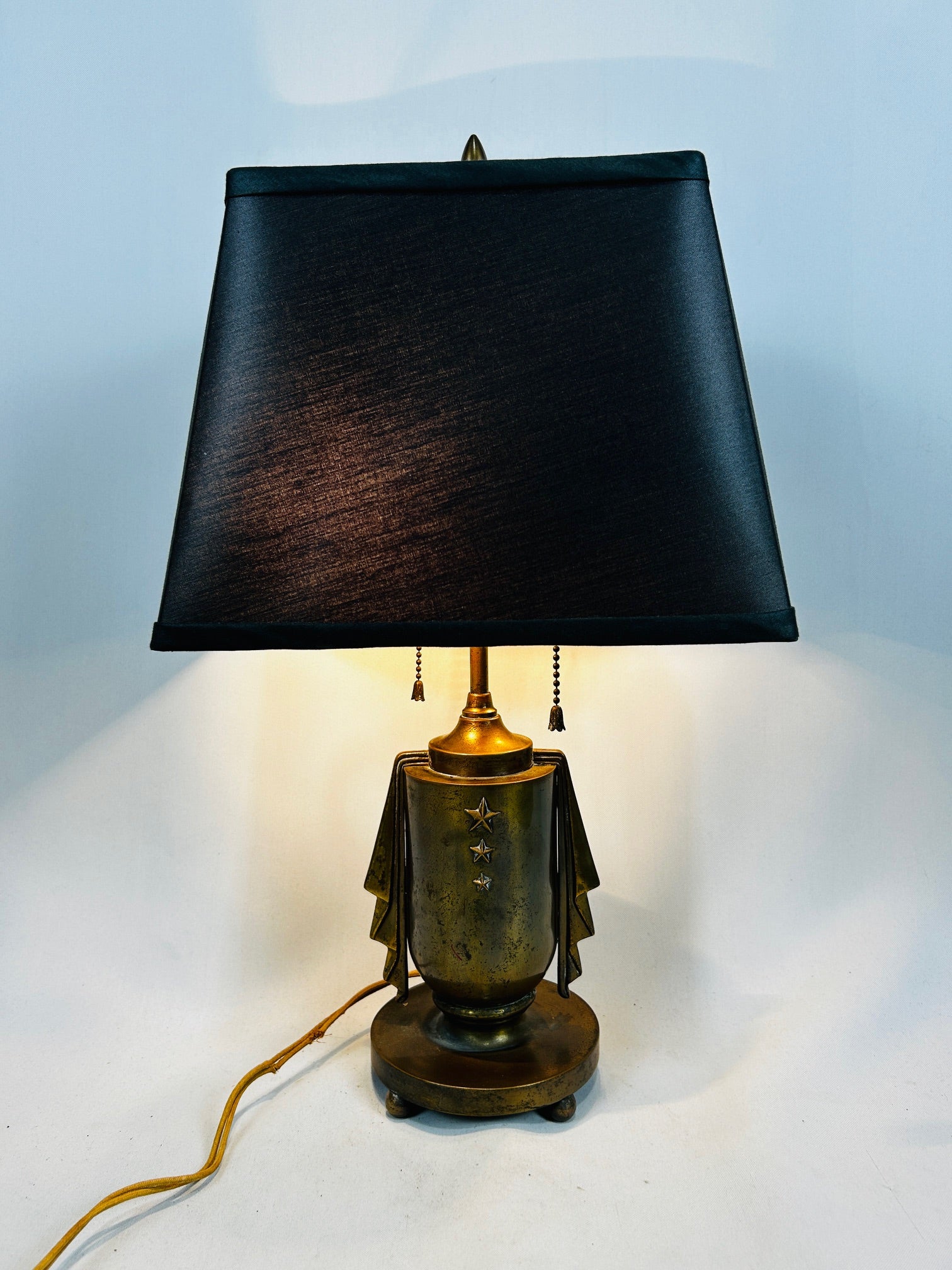 VT592 – PRACTICALS LIGHTING