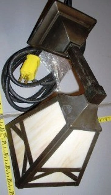 TH579 – PRACTICALS LIGHTING