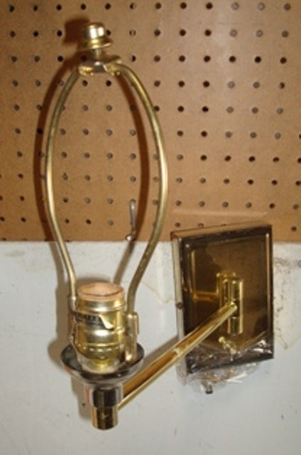 TH704 – PRACTICALS LIGHTING