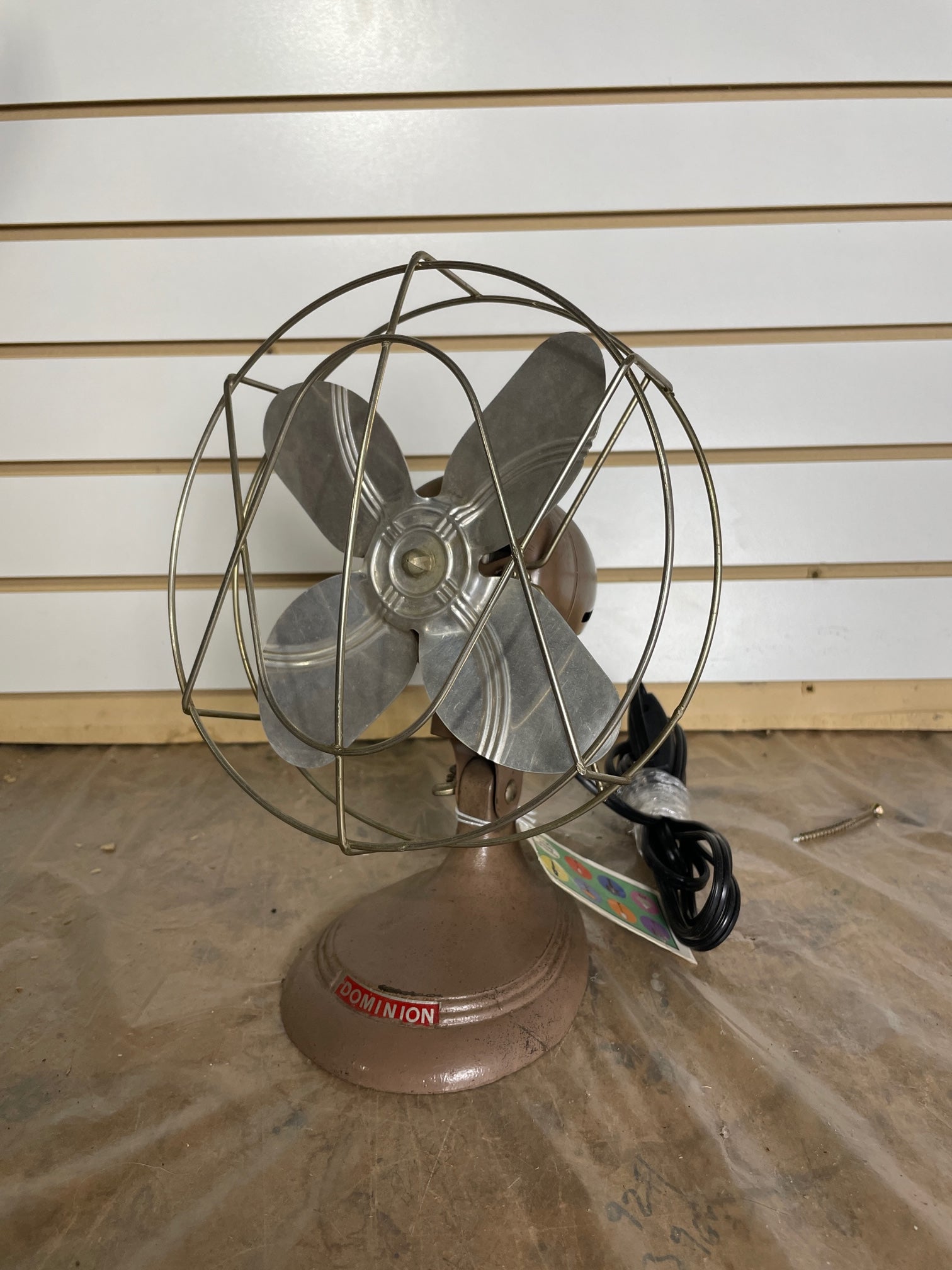 FAN024 – PRACTICALS LIGHTING