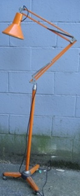 TF033 – PRACTICALS LIGHTING